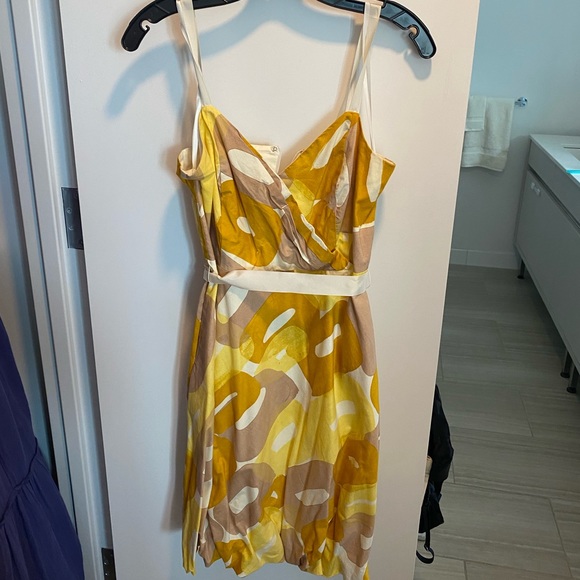 Ellen Tracy | Dresses | Yellow And Gold Bubble Bottom Sundress | Poshmark